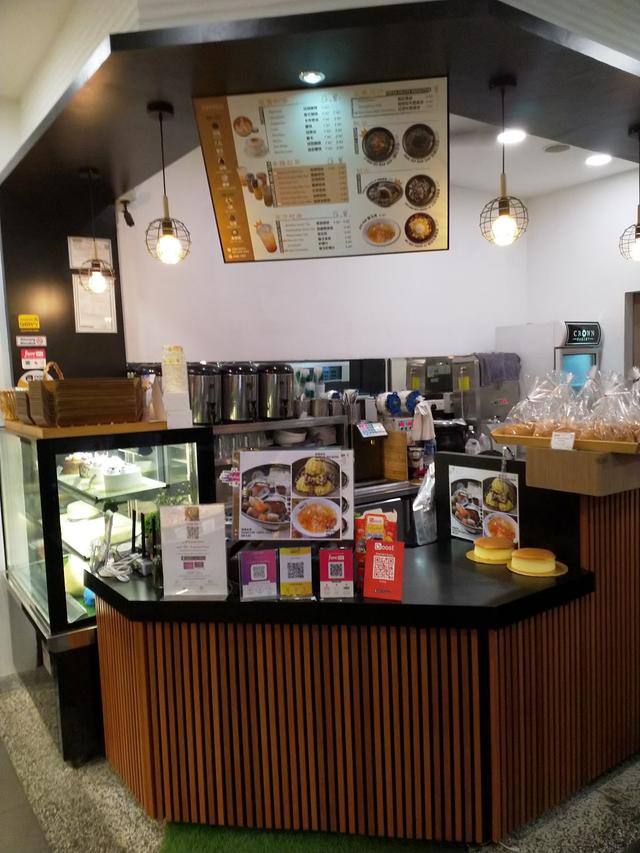 Crown Bakery & Cafe Lintas Square, Kota Kinabalu | Bakeries | Reviewbah